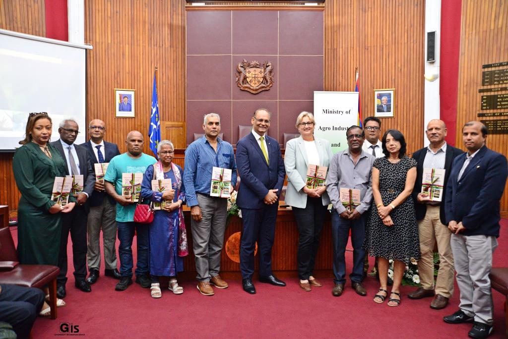 Agro-Industry Minister launches Mauritius Strategic Plan for Food Crop ...