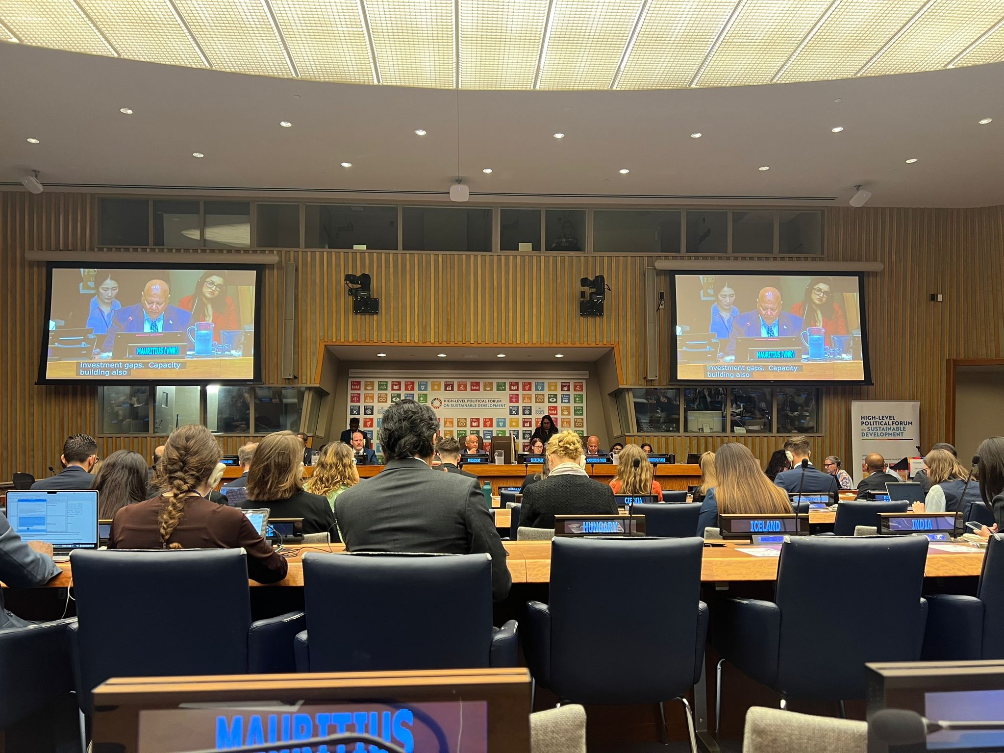 Ambassador Jhugroo presents Mauritius’s second Voluntary National ...