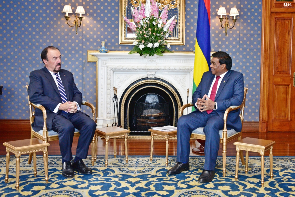 Chilean Ambassador presents Credentials to President Roopun
