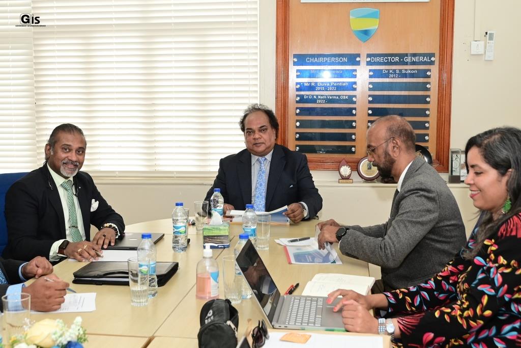 Government aspires to make of Mauritius a knowledge hub of excellence ...