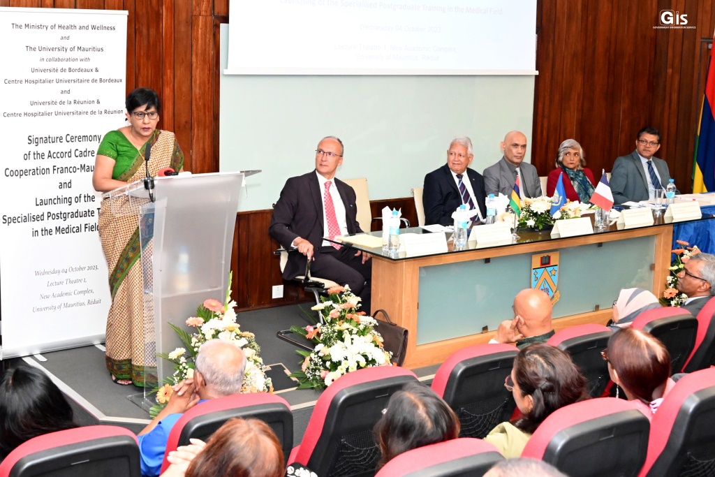 Health: Mauritius reinforces its ties with France by signing ...