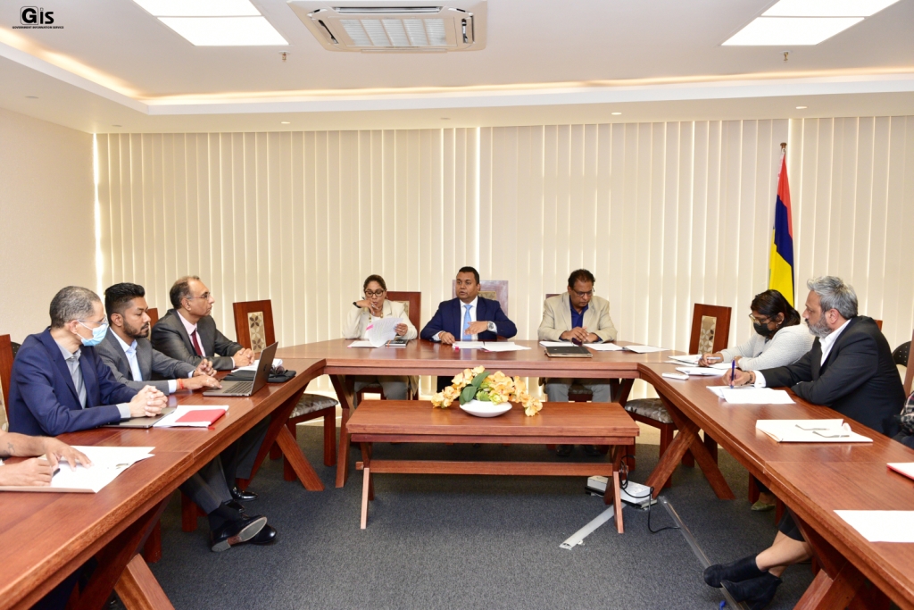 Minister Balgobin chairs first meeting of National Cybersecurity Committee