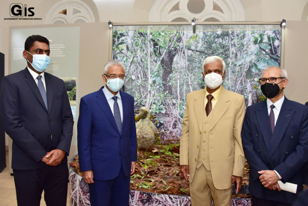 Natural History Museum enters digital age through the Dodo Augmented ...