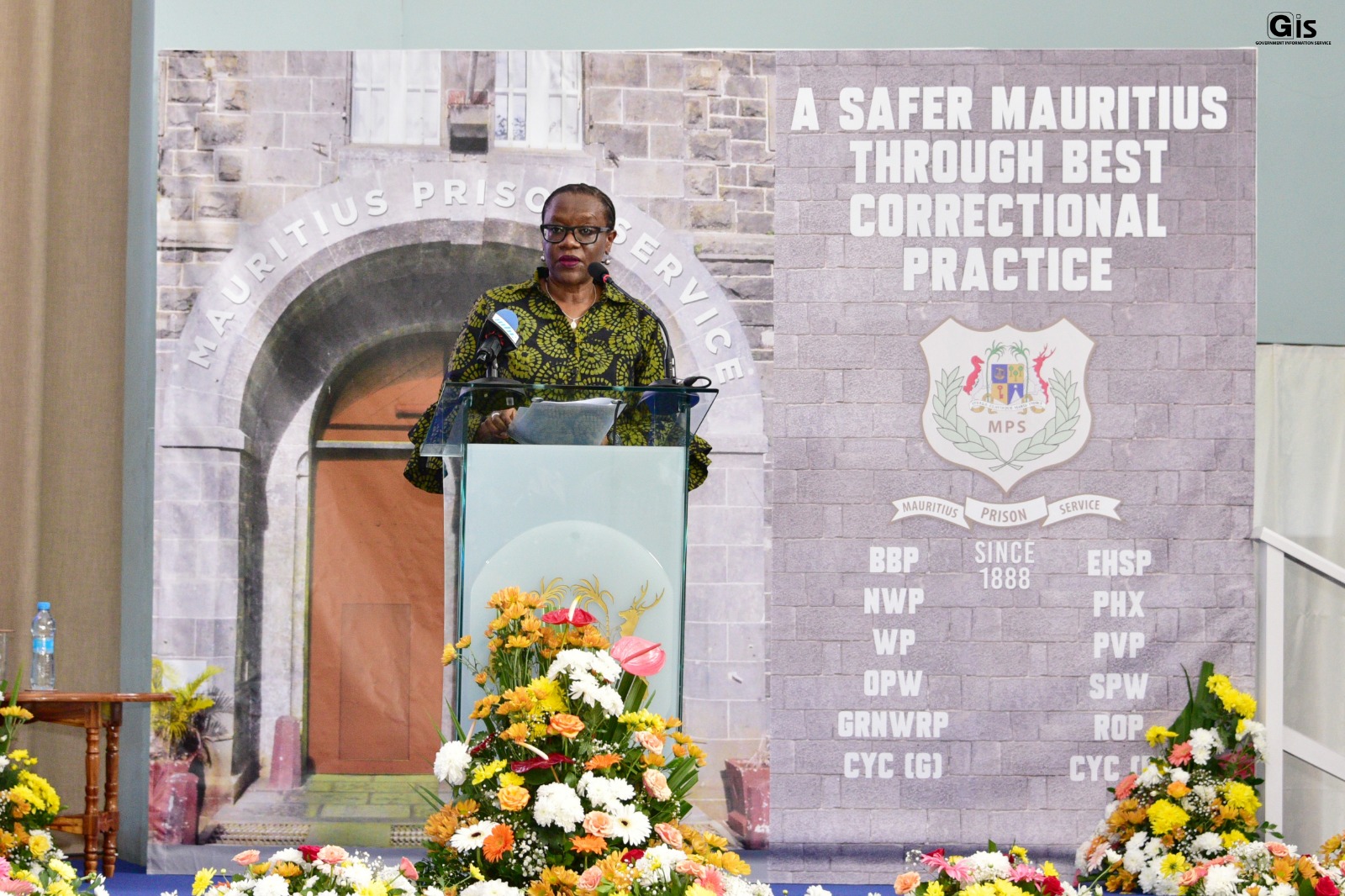 PM Jugnauth launches aquaponics and hydroponics training farm in ...