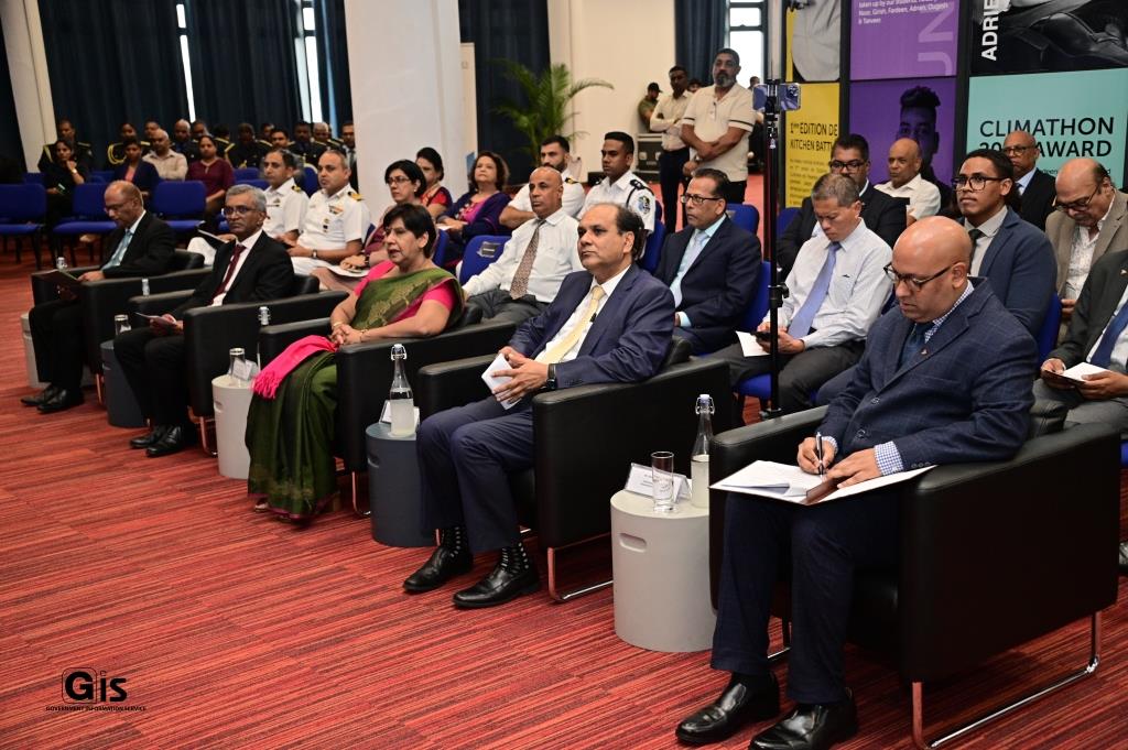 VPM Dookun-Luchoomun unveils MPCG-01 Dornier Aircraft